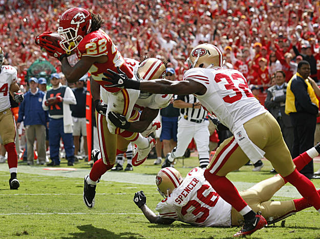 Chiefs dominate 49ers in all phases, win 31-10