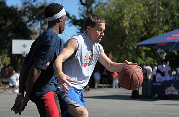 Alcatraz to host 1-on-1 basketball
