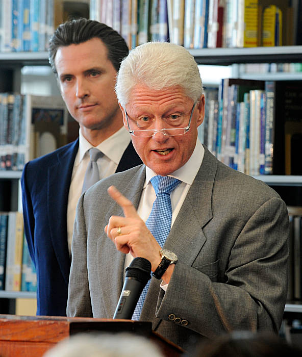 Bill Clinton to campaign for Brown, Newsom