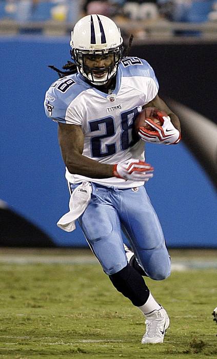 Raiders aim to coop up Titans' Johnson