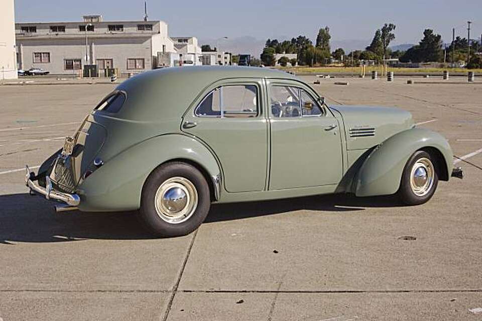 1941 Graham Hollywood gets red carpet treatment