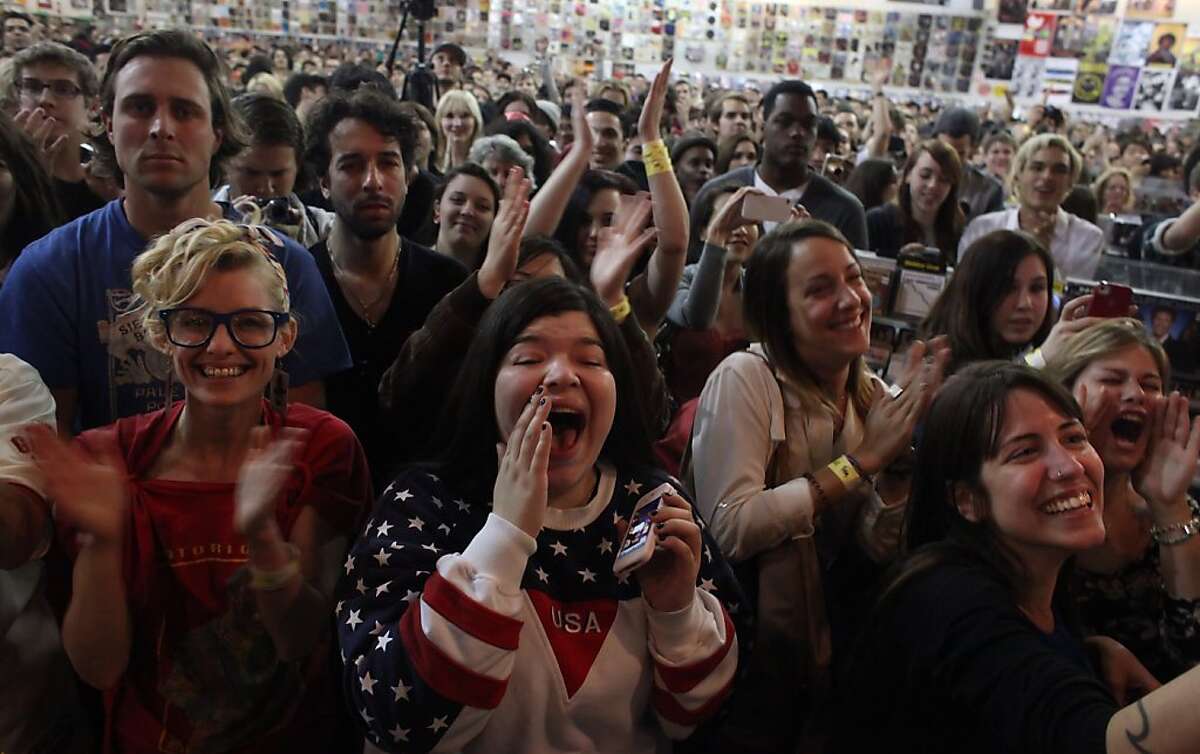 Lana Del Rey smolders at Amoeba Records in S.F.