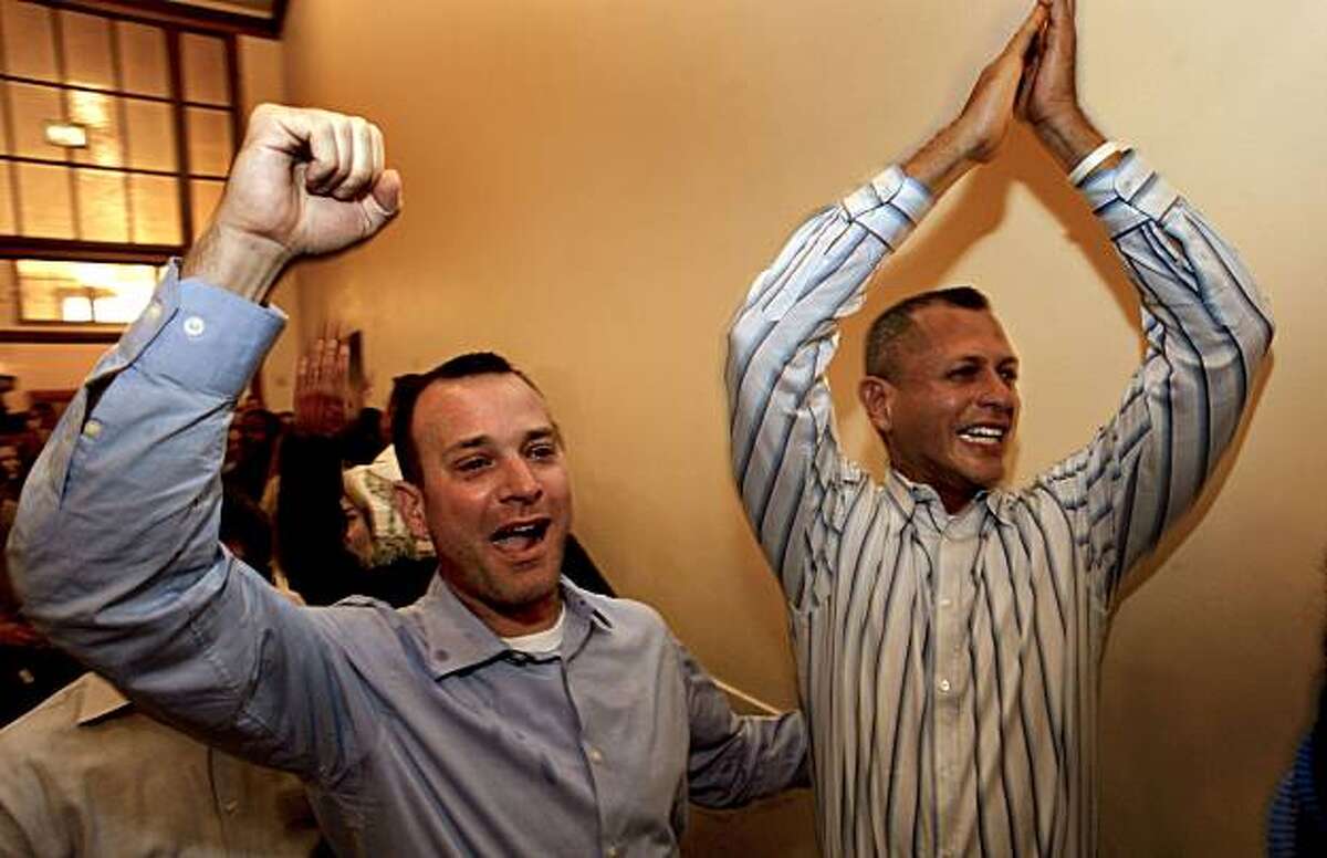 Judge lifts Prop. 8 stay - gay marriages on hold