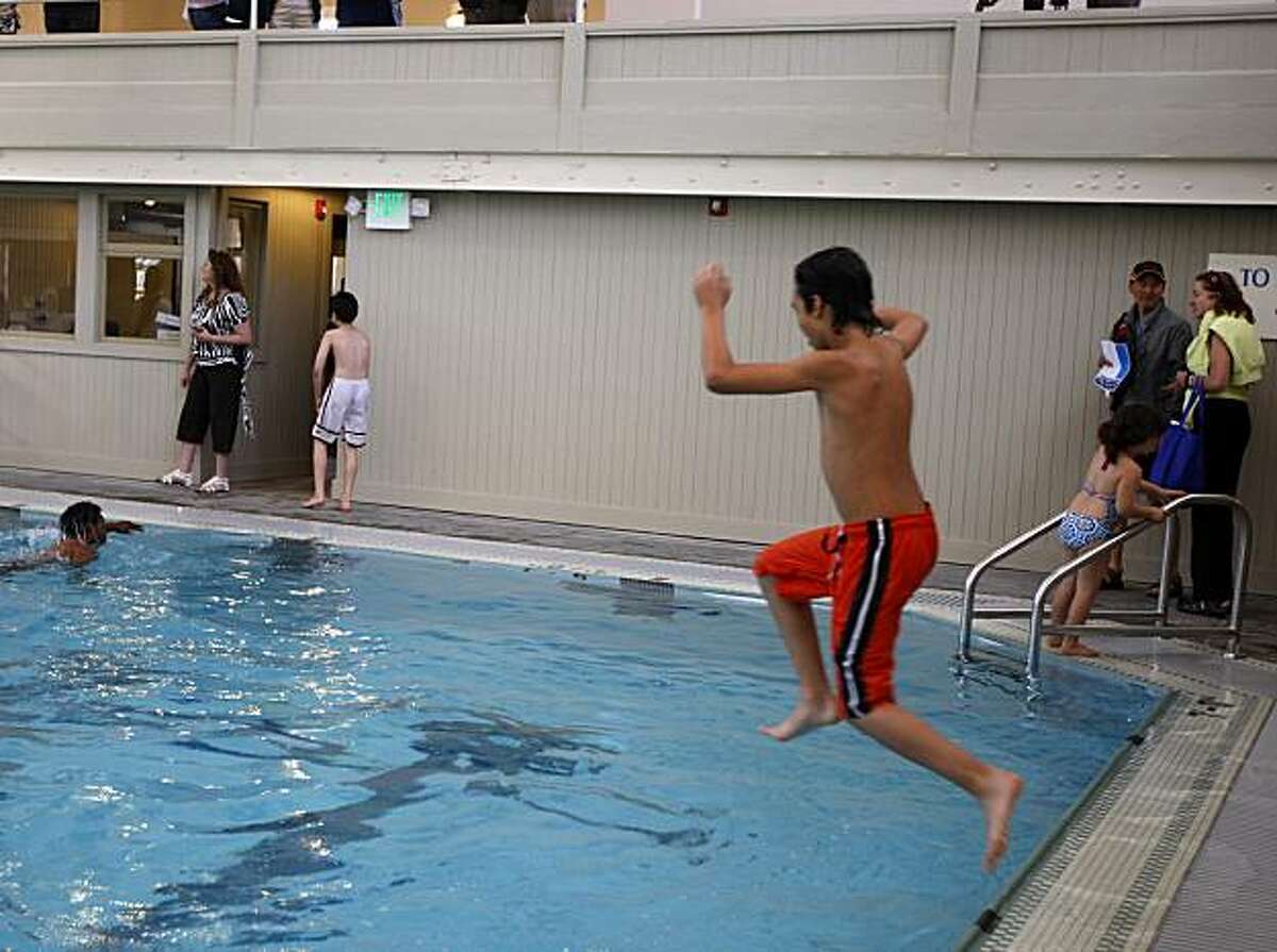 The Richmond Plunge reopens after 9 years