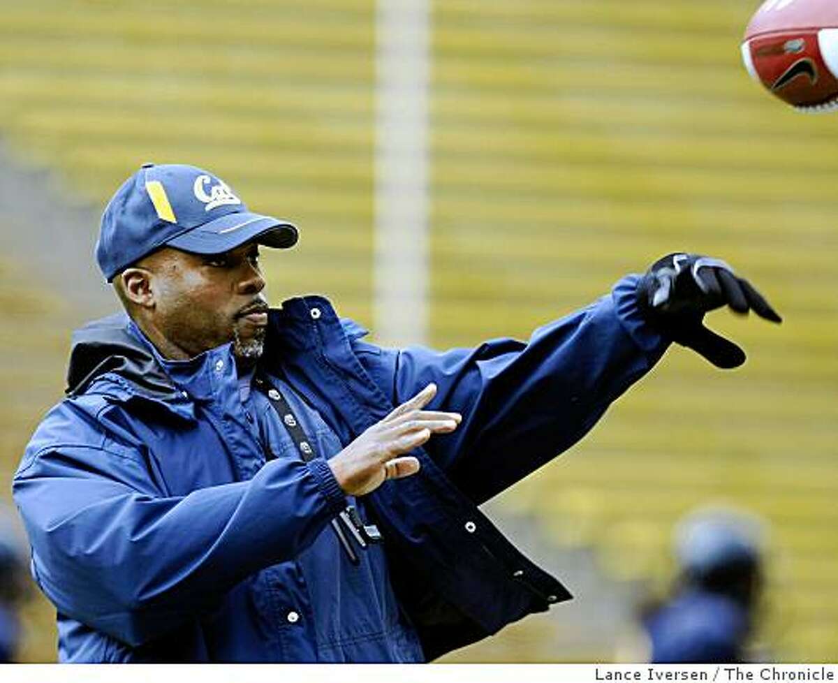 Cal running backs grounded by Gould