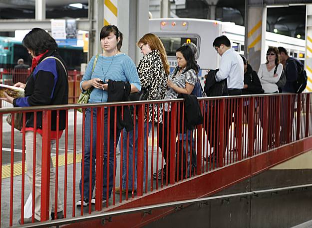 AC Transit fight likely to disrupt service more