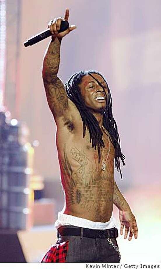 Music review: Lil Wayne has infectious fun - SFGate