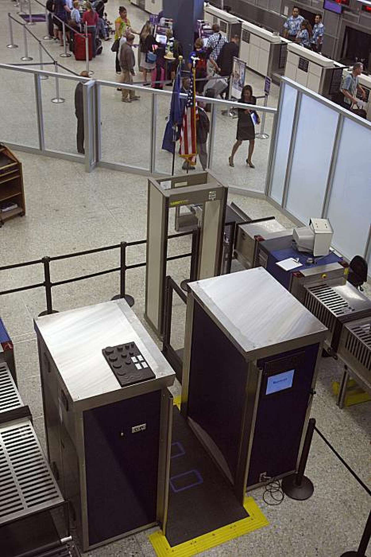 Oakland gets a look at new airport scanners