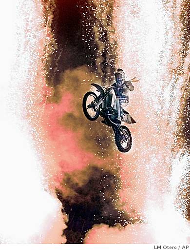 Motorcycle daredevil to do stunt in Las Vegas