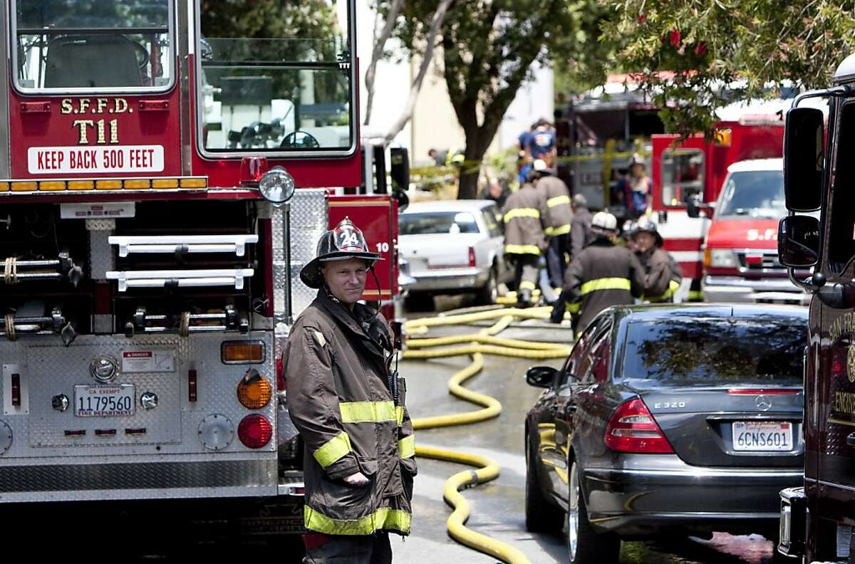 No missteps in blaze that killed 2 firefighters