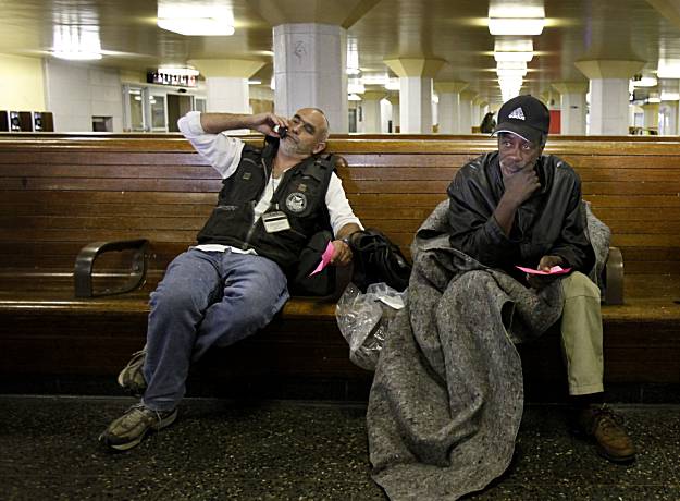 Longtime denizens resist call to leave terminal