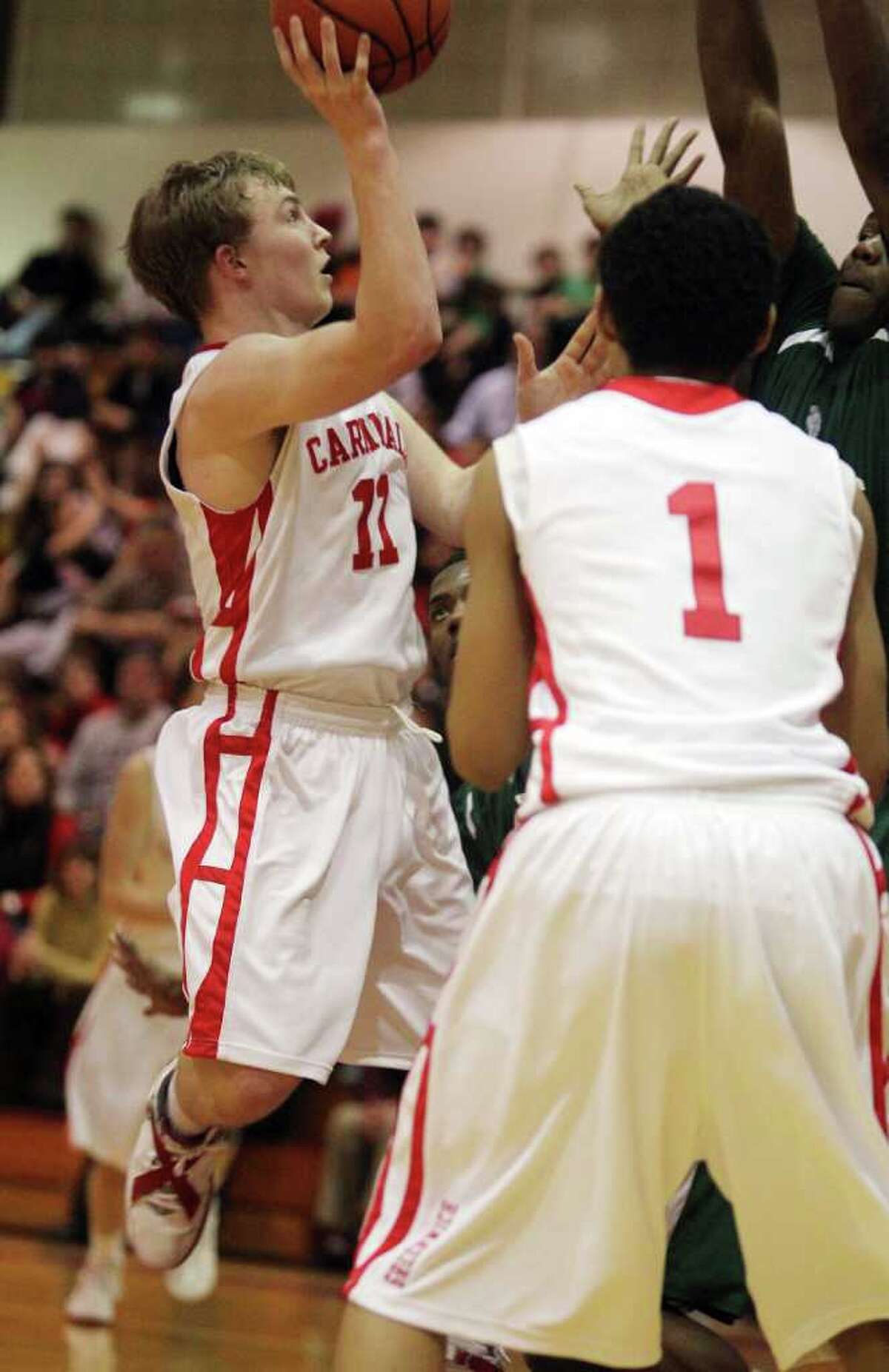 Bassick boys basketball routs Greenwich
