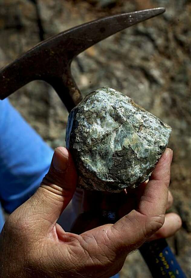 Geologists protest bill to remove state rock - SFGate