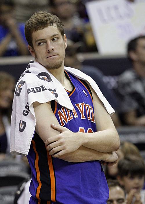Warriors getting Lee in trade with Knicks