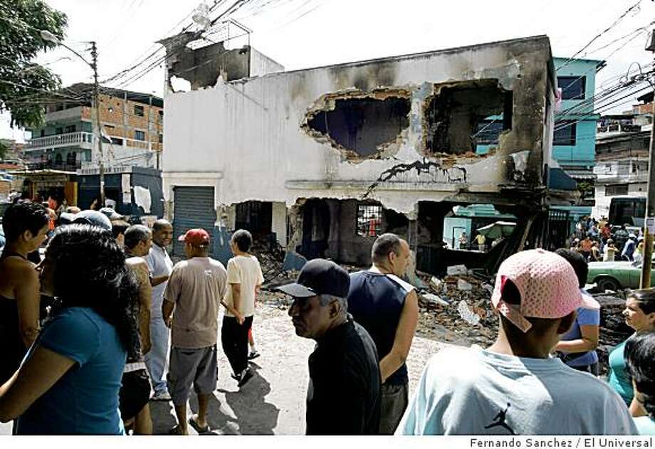 Crime runs amok in Caracas' slums - SFGate