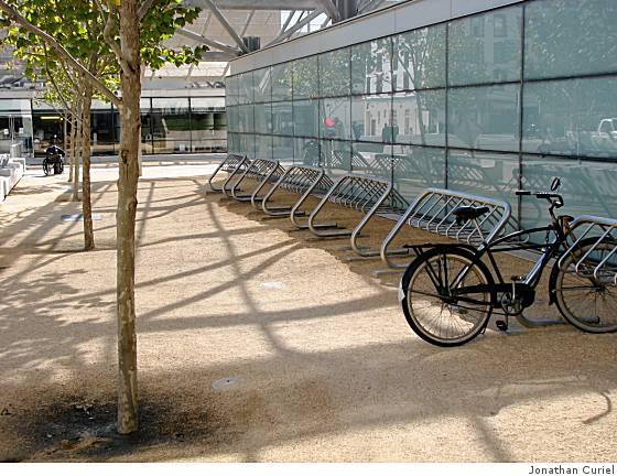 S.F.: Federal building bike racks, an update