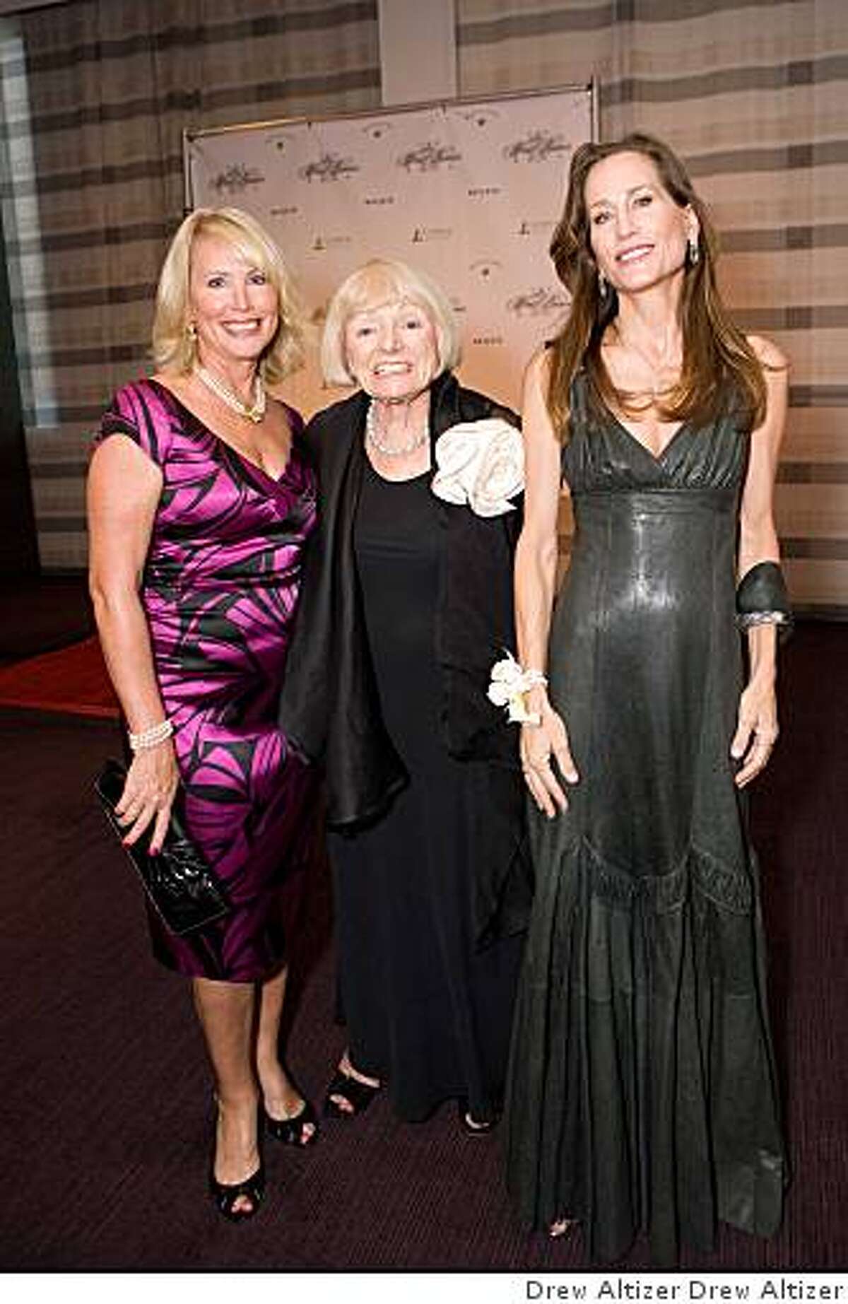 Big bids at Copia benefit auction