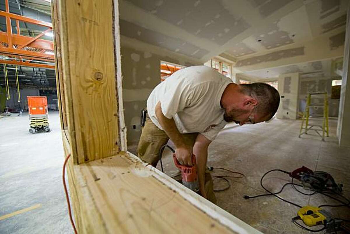 Tiny prefab units promote eco-friendly building