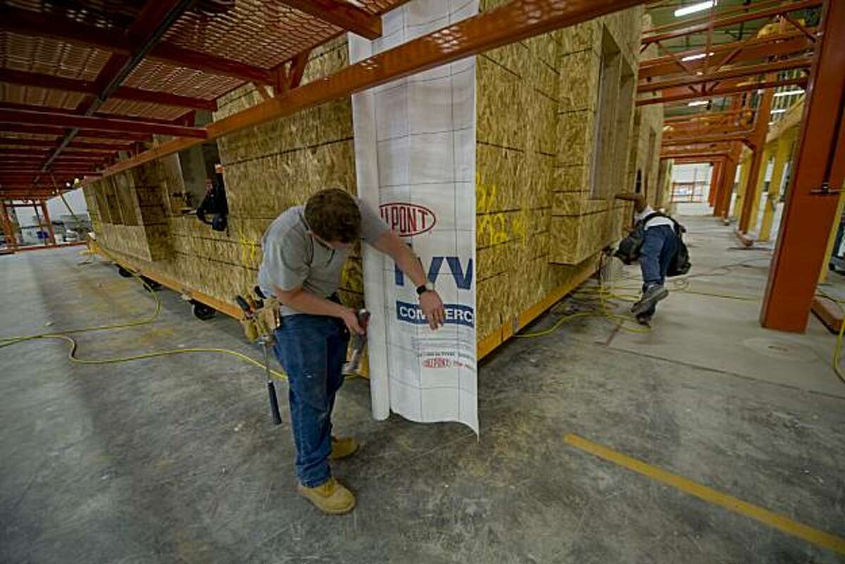 Tiny prefab units promote eco-friendly building