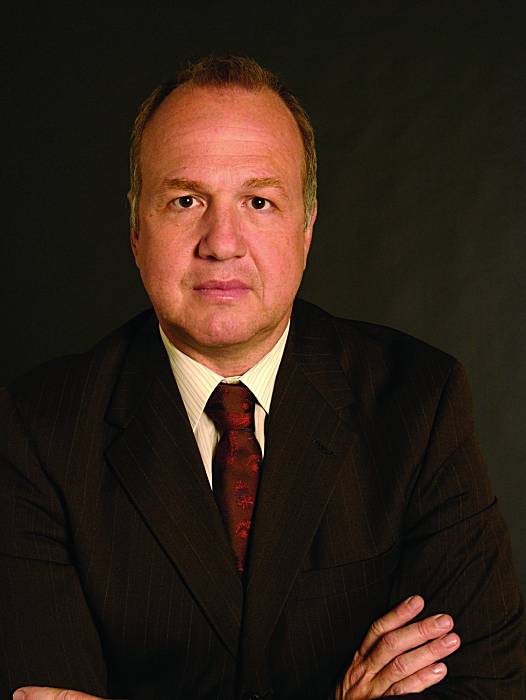 S.F. Art Institute President Bratton resigning