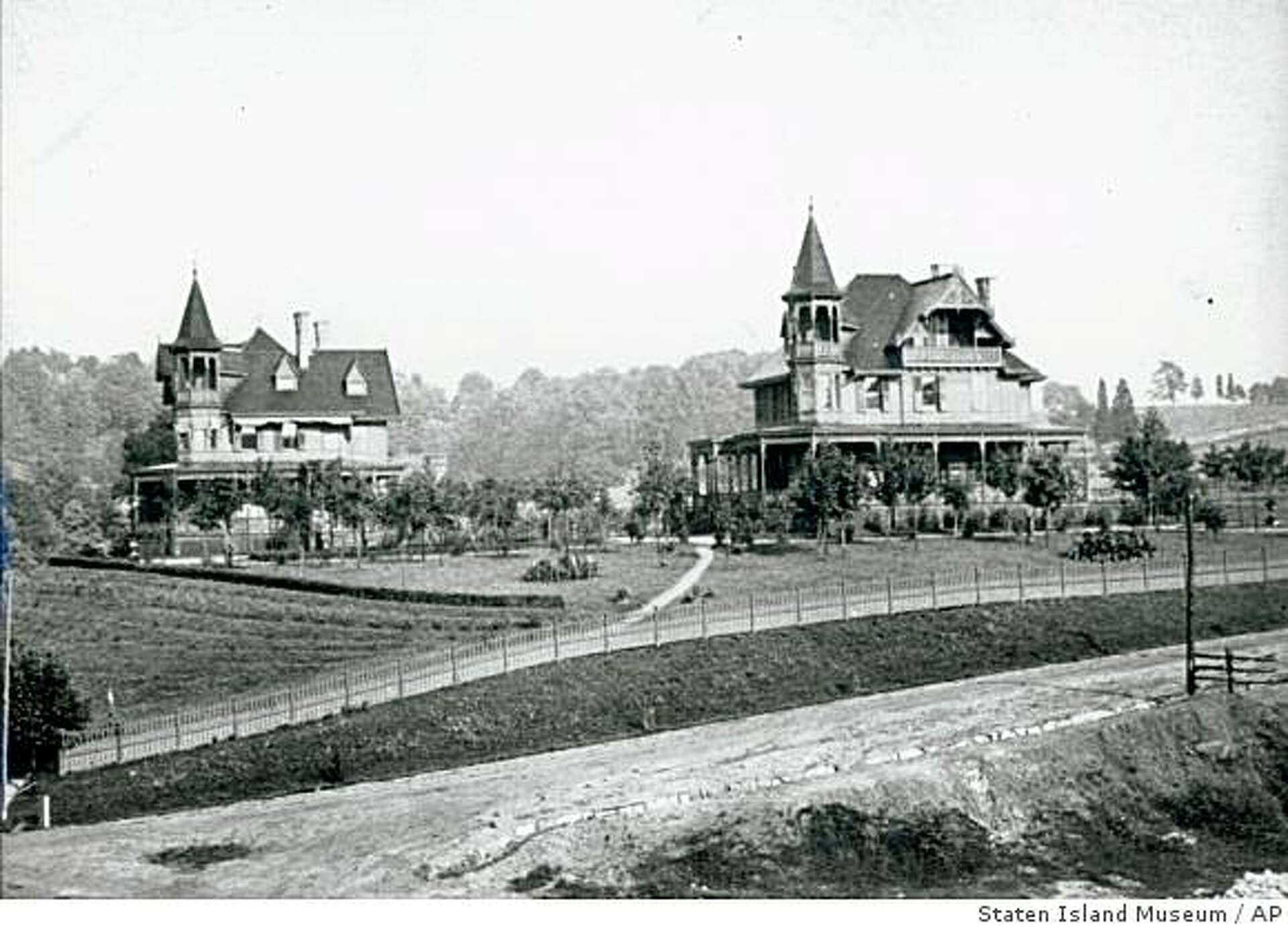 Staten Island mansion inspires ghost tales