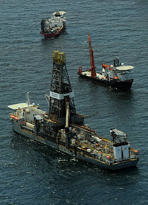 BP searches for new measures to stop oil leak