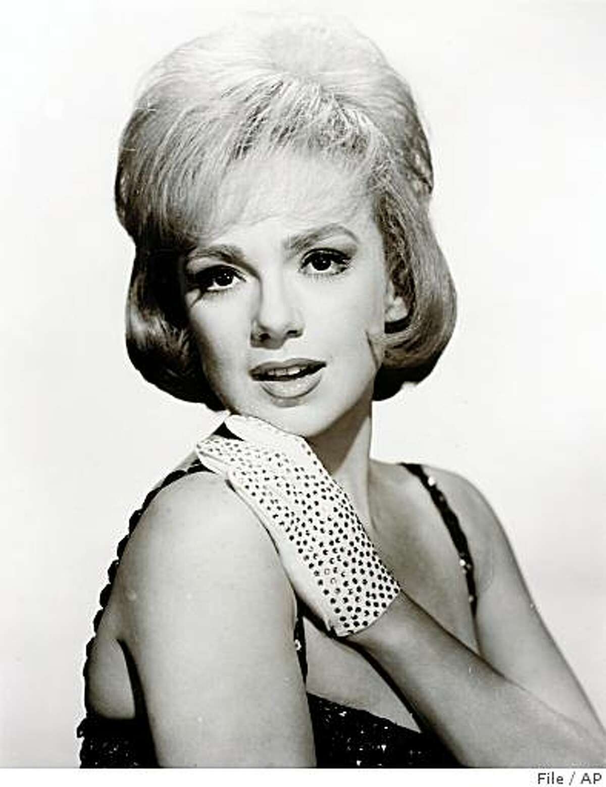 Singer-actress starred on stage, TV, film