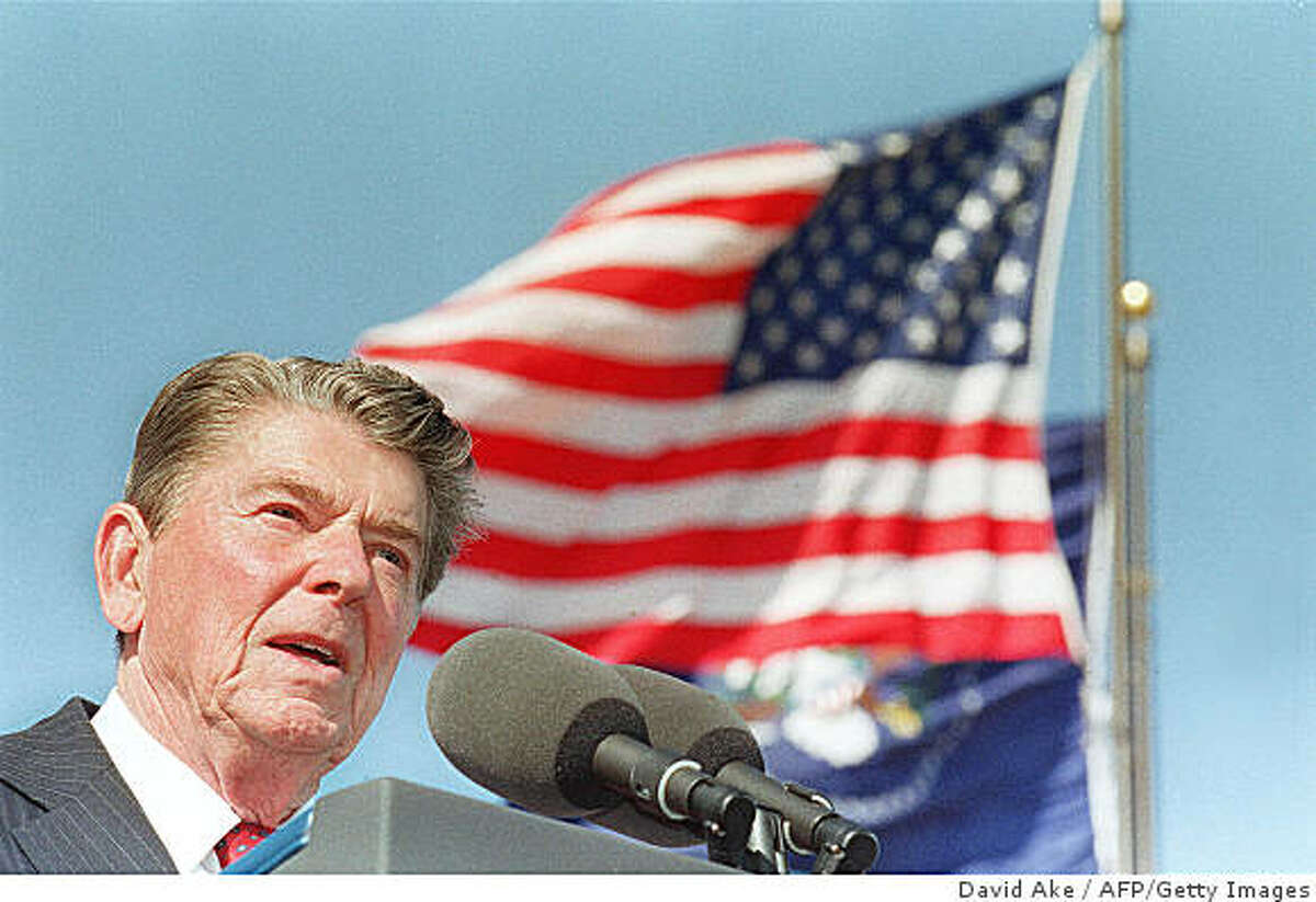 Crisis inspires rethinking of 'Reaganomics'