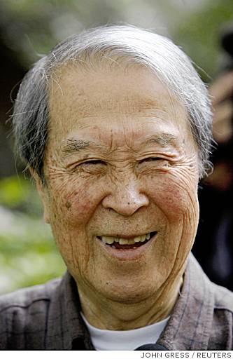 U.S., Japanese scientists share physics Nobel