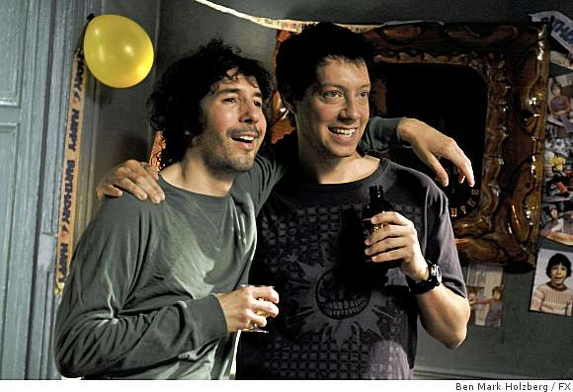 TV reviews: 'Kath & Kim,' 'Testees'