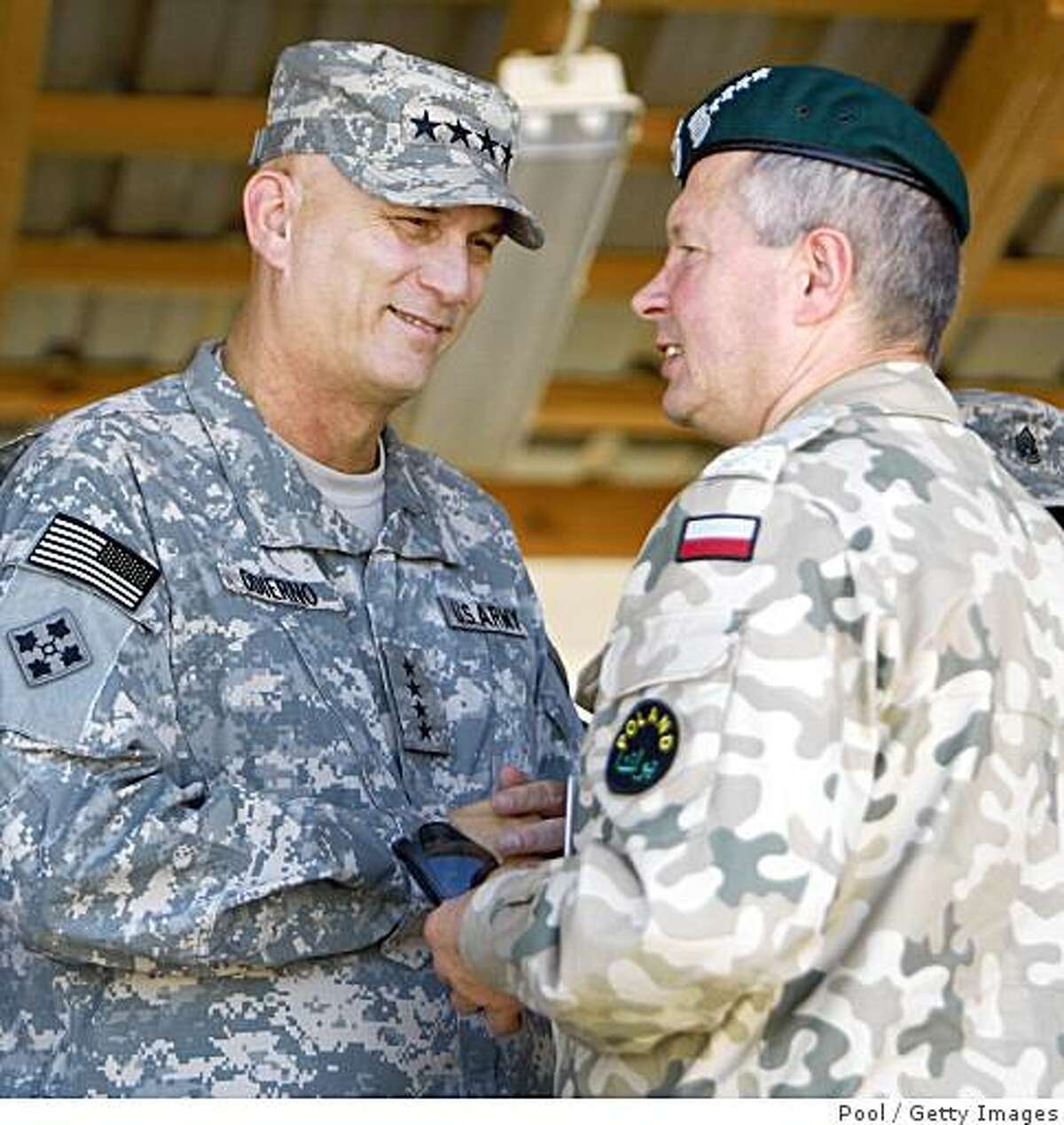 Poland withdraws troops from Iraq