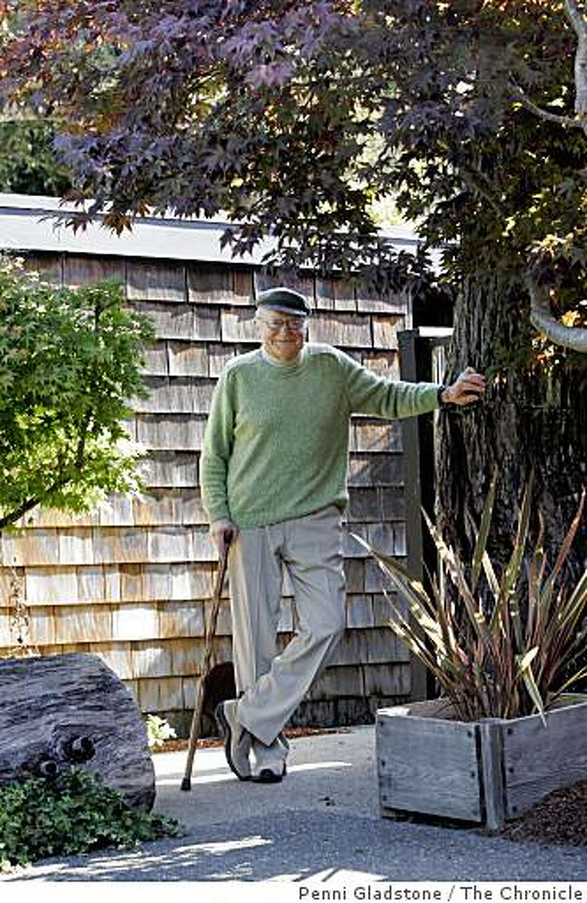 Robert Royston, landscape architect, dies