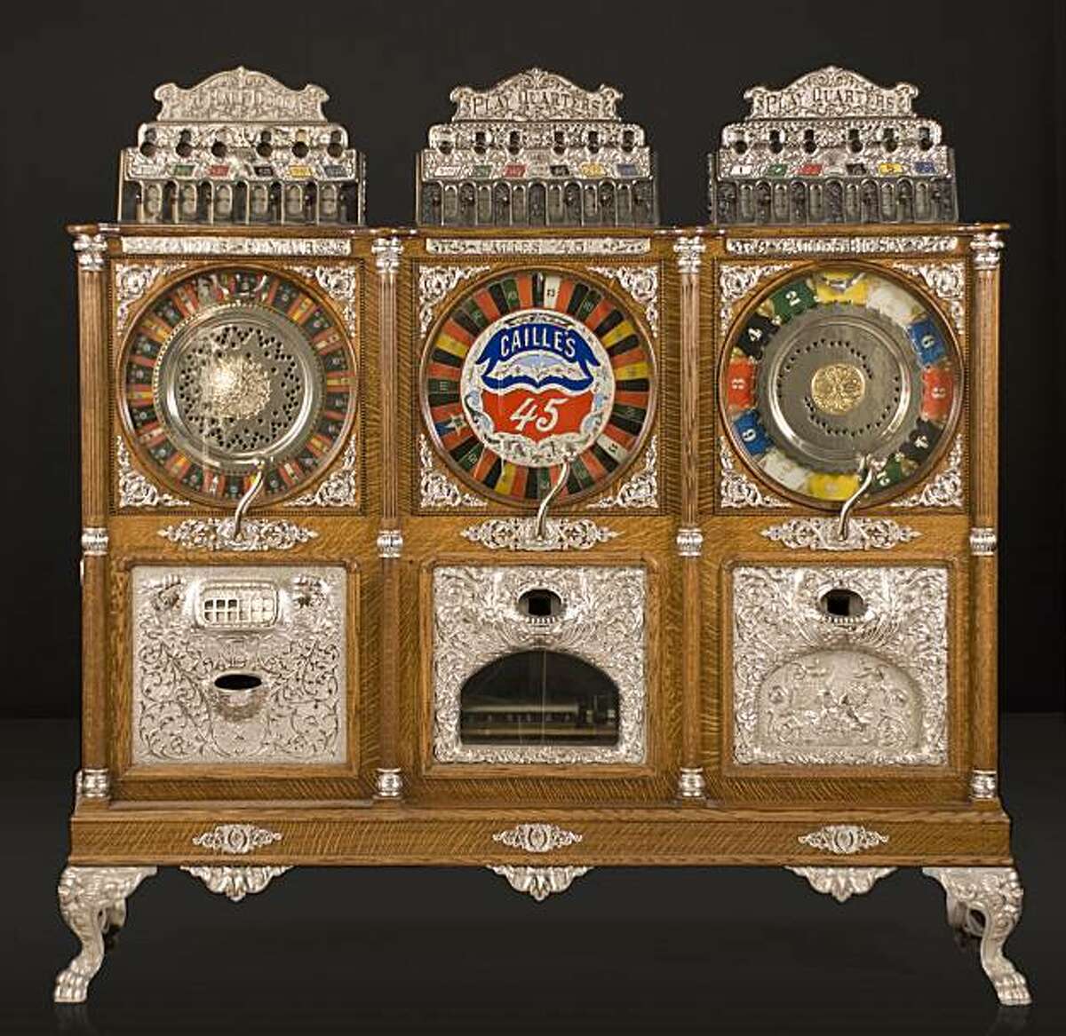 SFO exhibition details history of slot machine