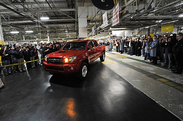 Last truck rolls off Nummi assembly line