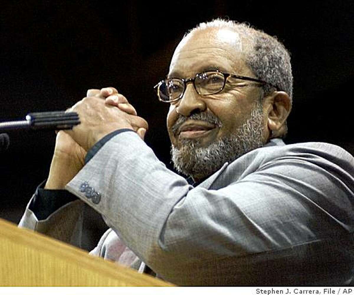 Muslim leader W. Deen Mohammed dies