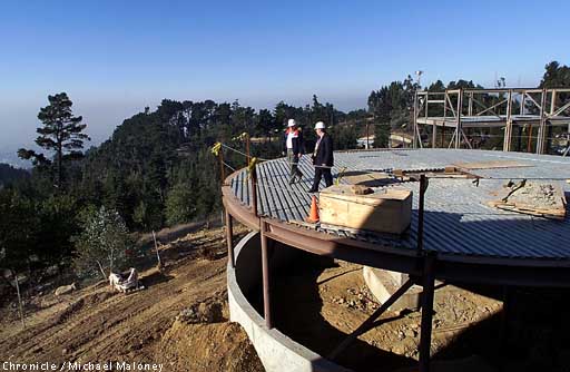 Star Project / Observatory takes shape in Oakland
