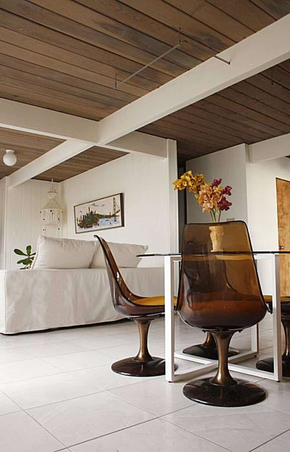 Candystore Collective owner makes Eichler cozy