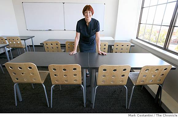 3 decades of helping immigrants assimilate