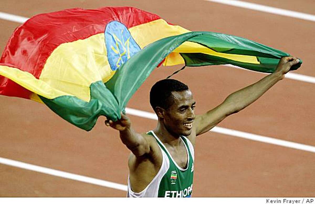 Bekele breaks own Olympic 10,000 record in repeat win
