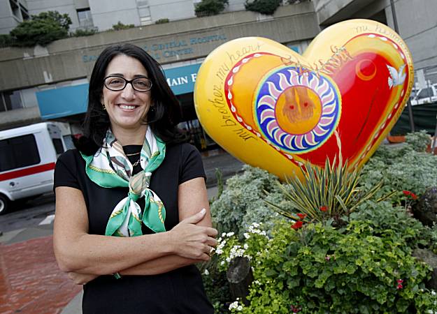 How accident led Pam Baer to 'Hearts in S.F.'