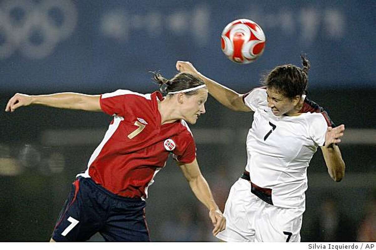 U.S. women look sluggish