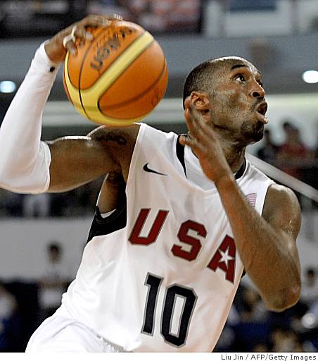 Kobe returns favor
