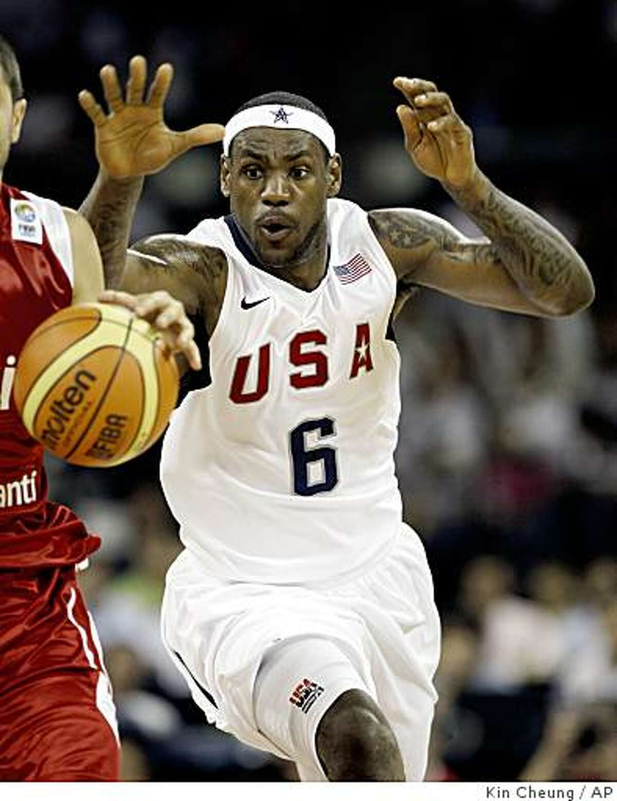 LeBron leads U.S. past Turkey