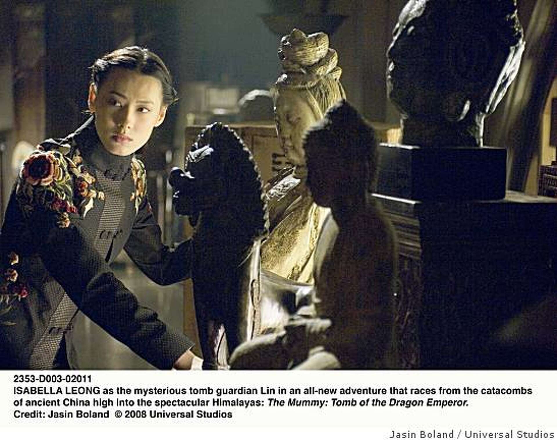 Movie review: The undead return in 'The Mummy'