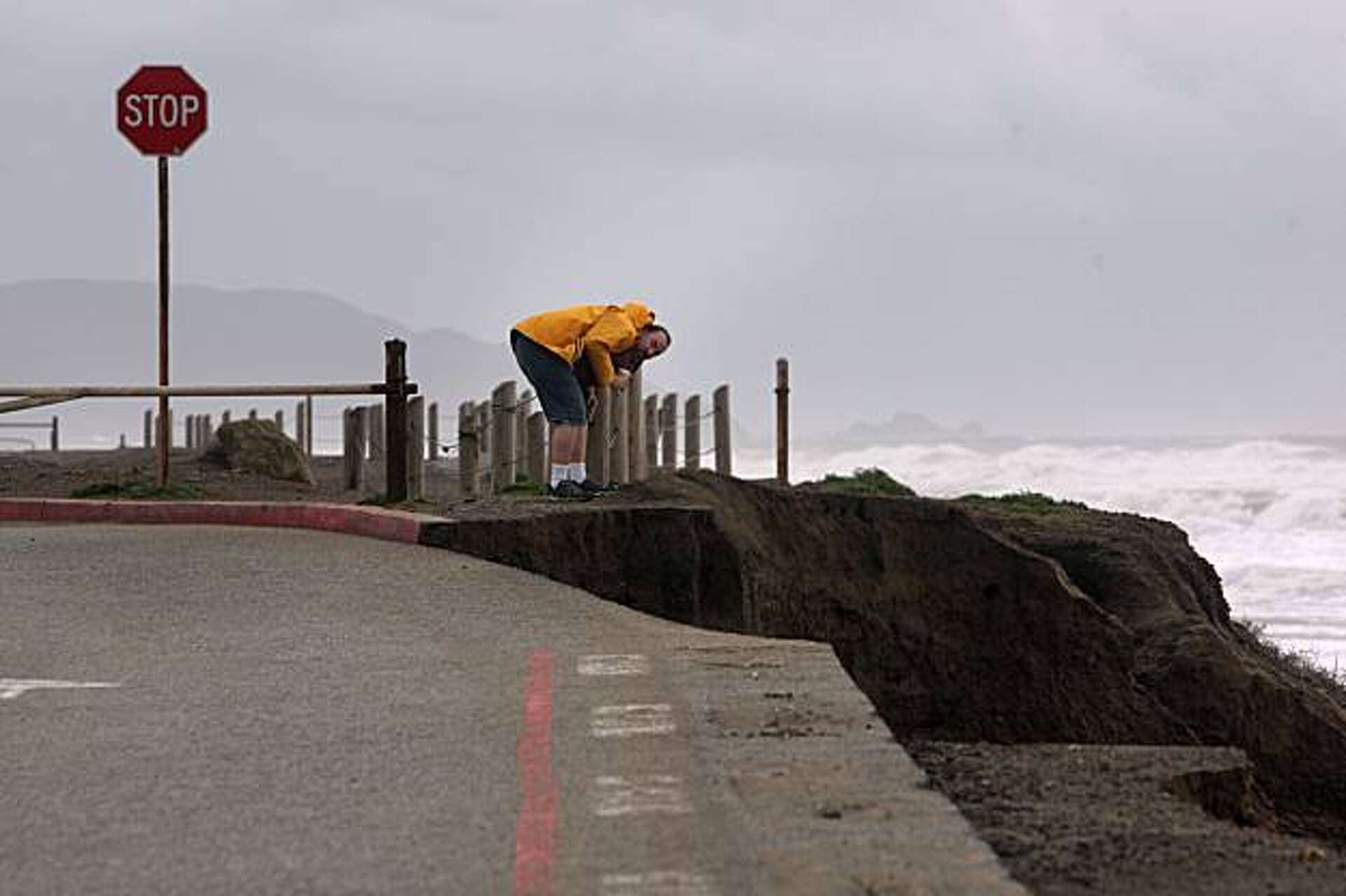 White House checks out S.F.'s plan to save Ocean Beach