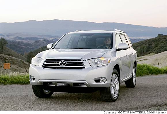 Toyota Highlander offers more comfortable, flexible seating