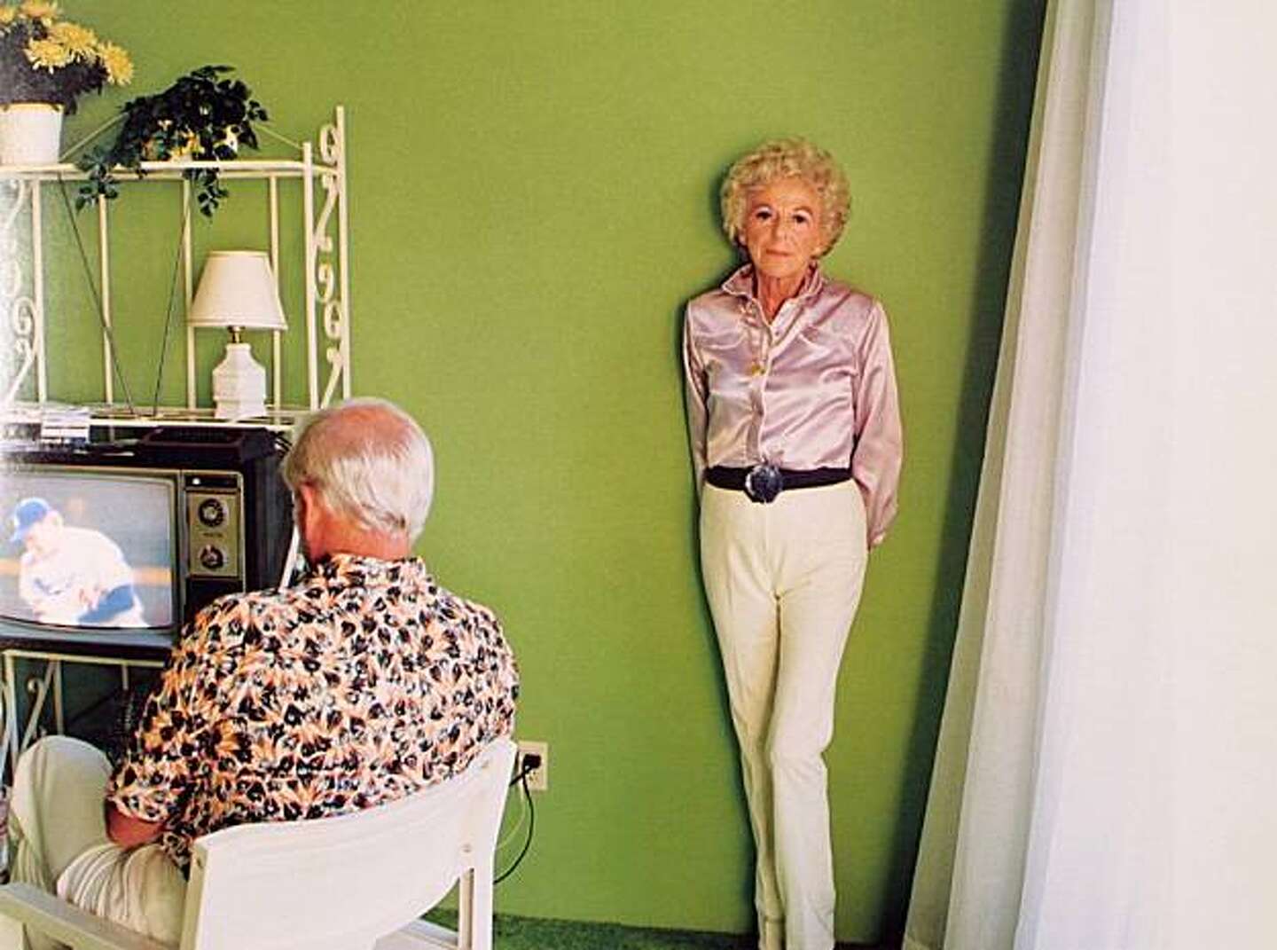 Influential photographer Larry Sultan dies