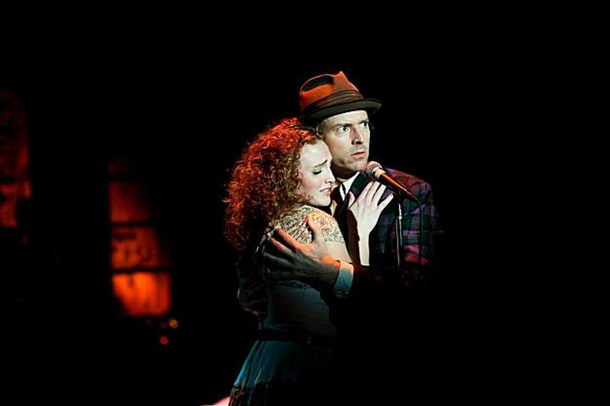 'Threepenny Opera' makes most of grunge factor