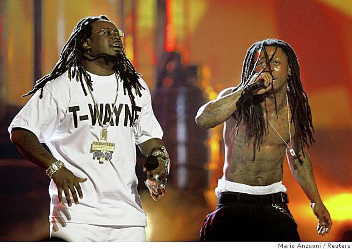 T-Pain, Lil Wayne dominate BET Awards show