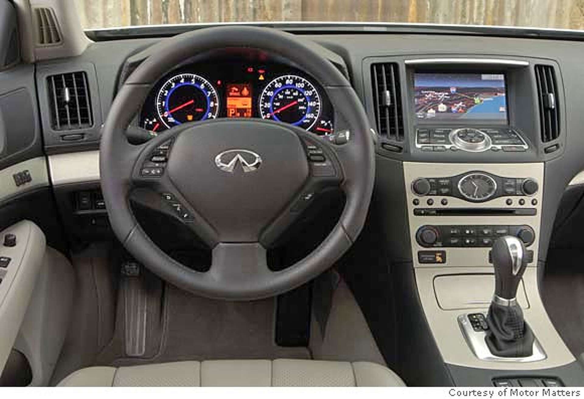 All-wheel drive 2008 Infiniti G35x - performance, stability, luxury